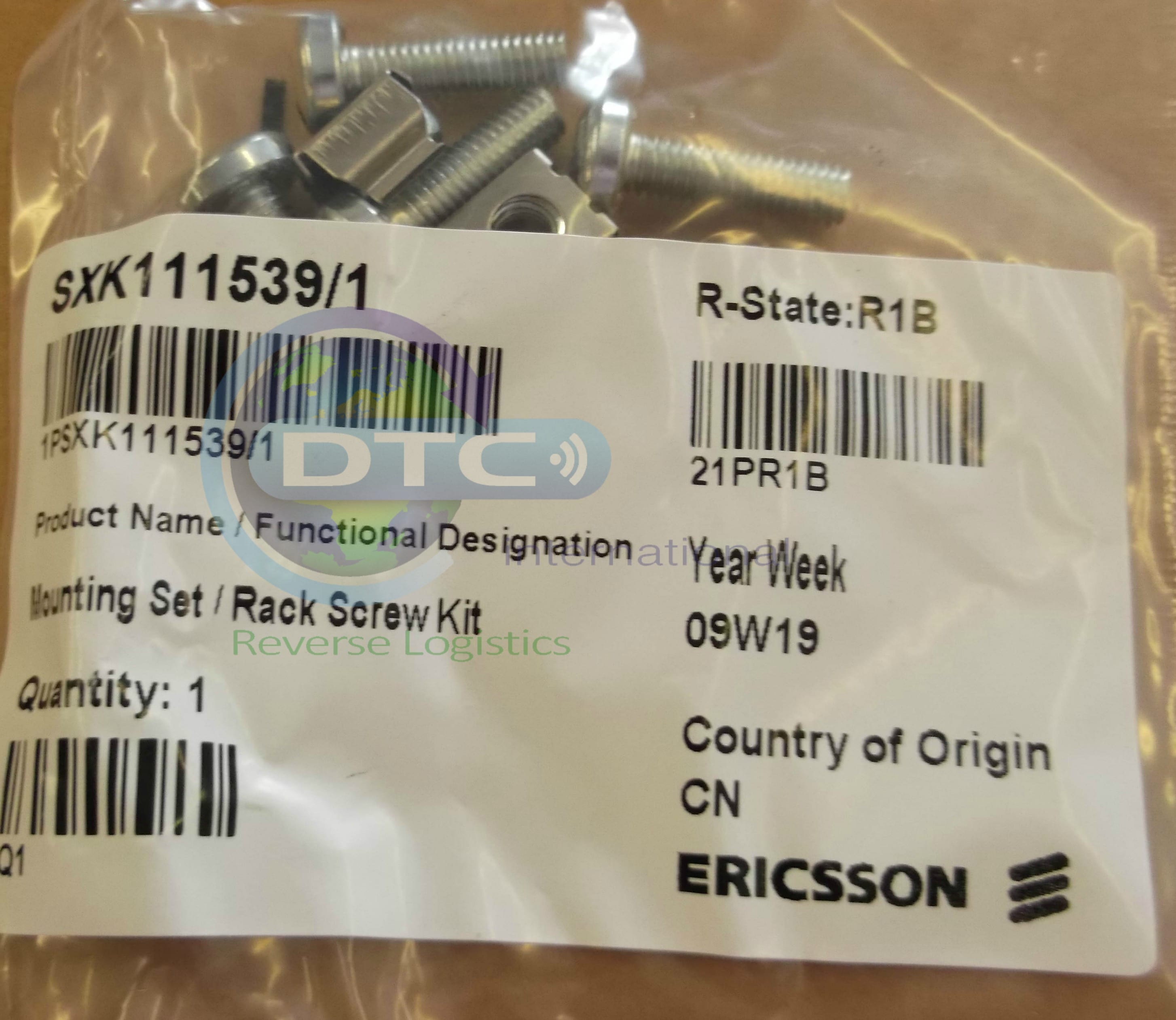 Ericsson SXK111539/1 - MOUNTING SET/RACK SCREW KIT